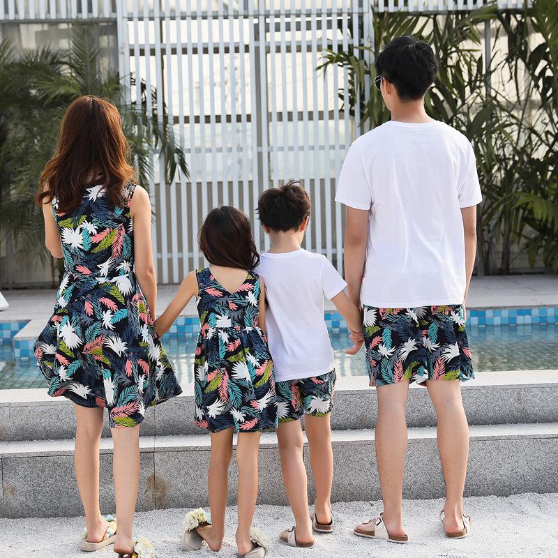 Family Matching Fun Beach Set – dresslikemommy.com