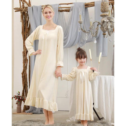 Mother Daughter Matching Dresses & Family Outfits | Dresslikemommy ...